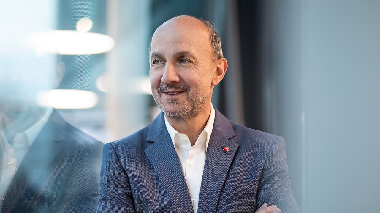 3½ Fragen an: Wolfgang Hansch | experimenta