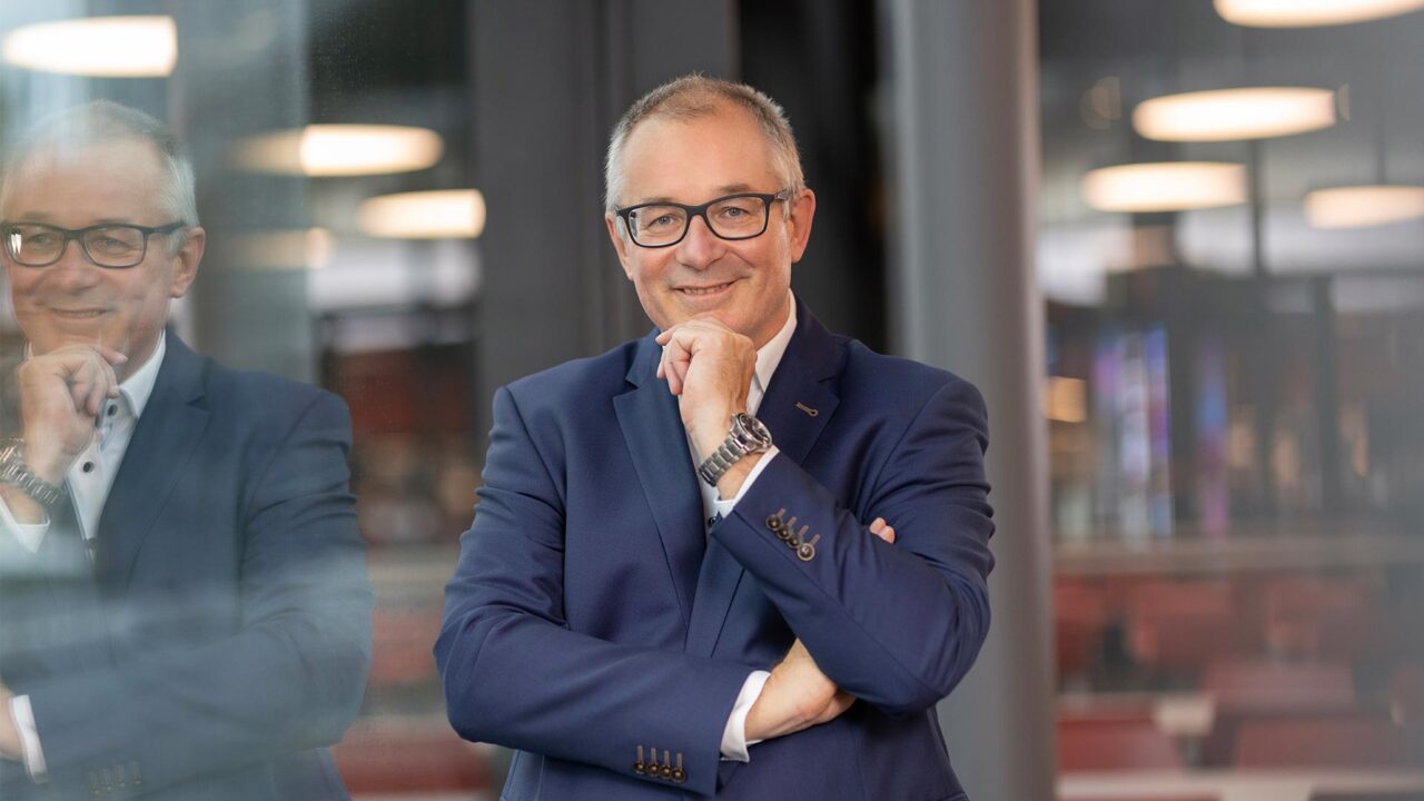 „Jufo-Projekte bewegen sich auf studentischem Niveau“ | experimenta